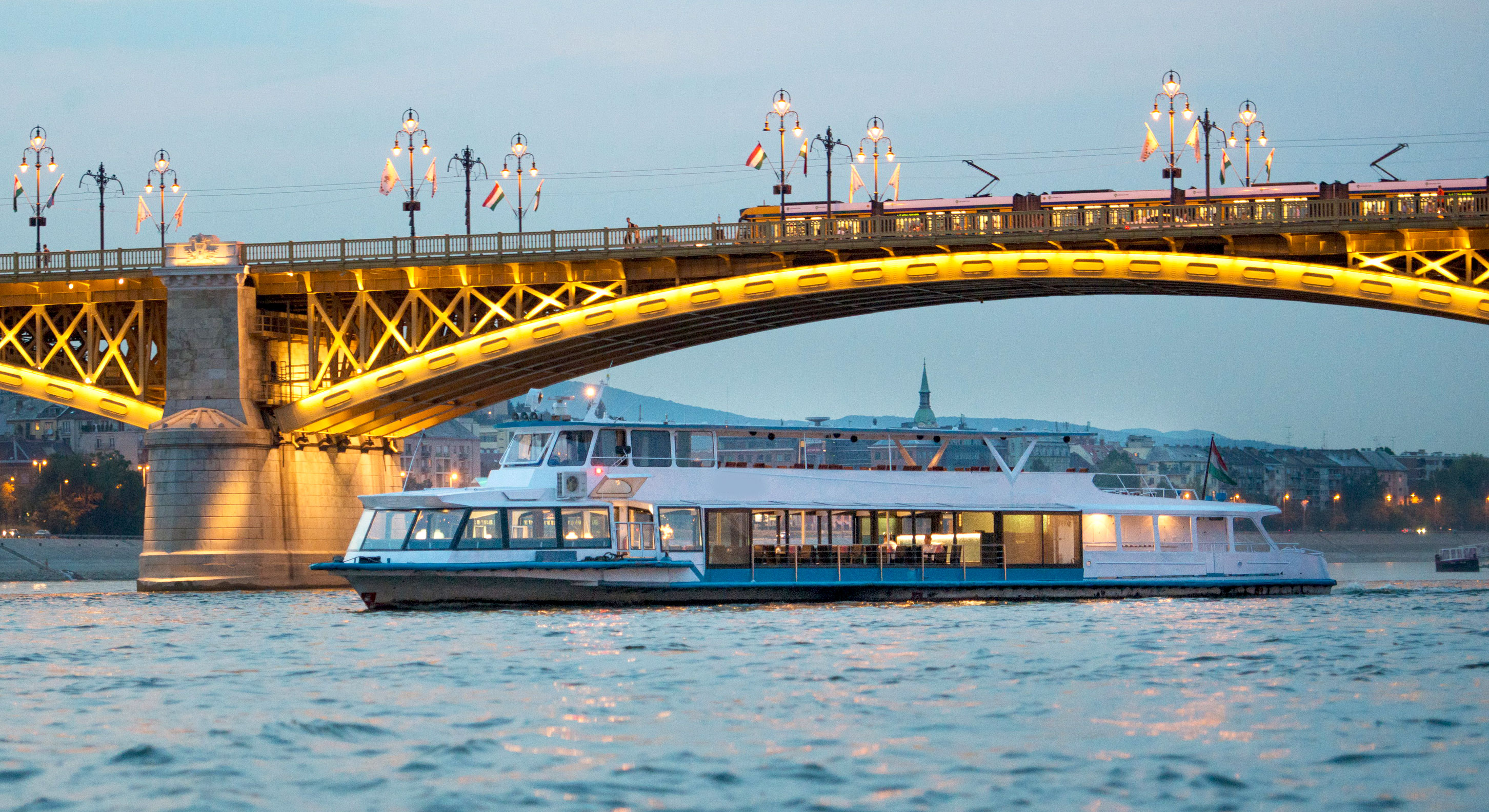 Danube cruise Budapest, river boat hire to events, sightseeing boat tours
