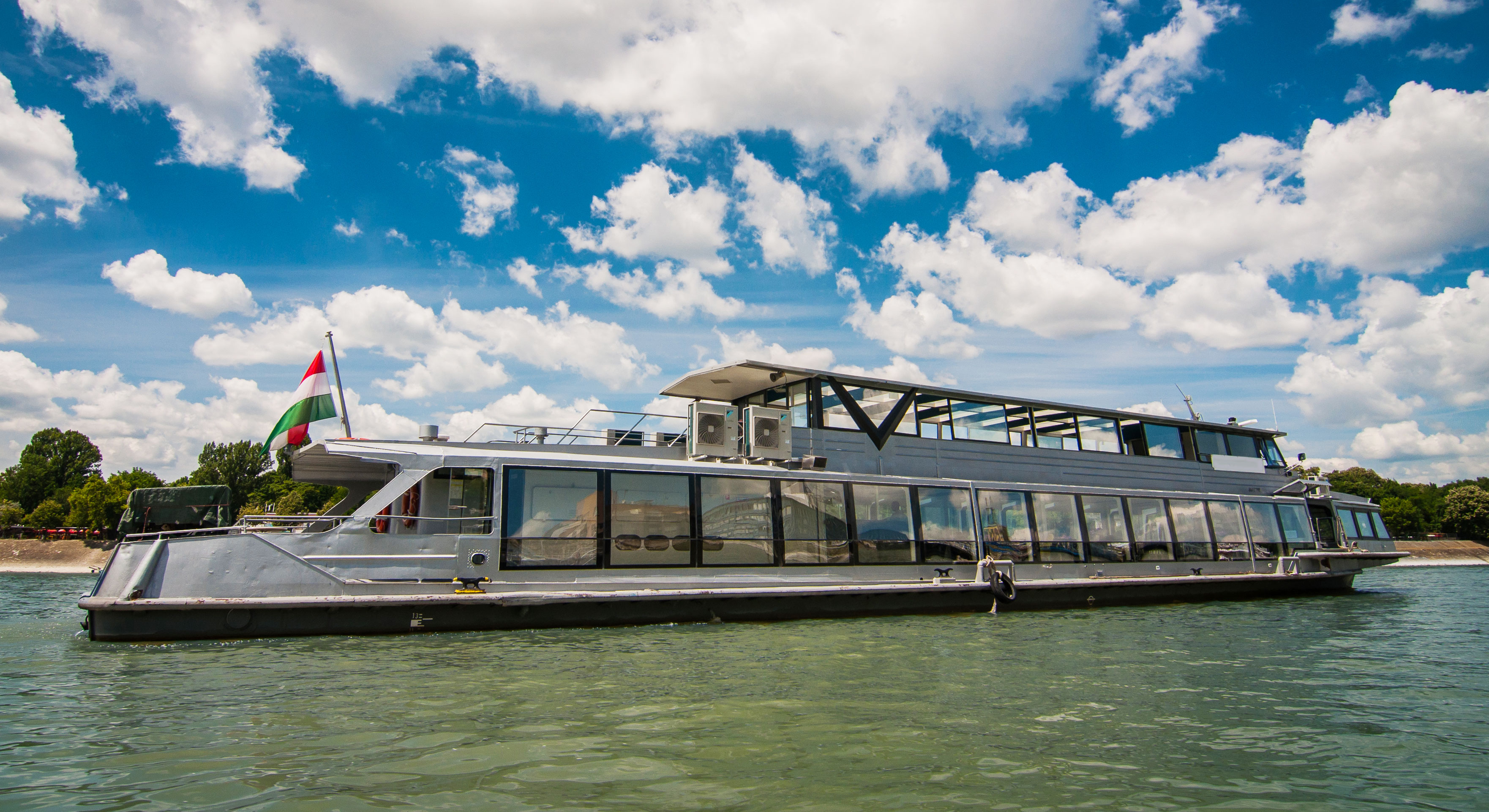 Danube cruise Budapest, river boat hire to events, sightseeing boat tours